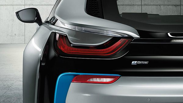 BMW i8 款，最新車款資料、一鍵詢價、專業車評 | 8891汽車