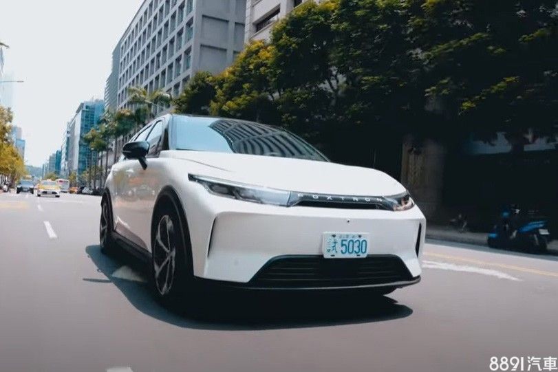 鴻海釋出Model C量產版/n⁷試駕影片 配備細節曝光 | 8891新車