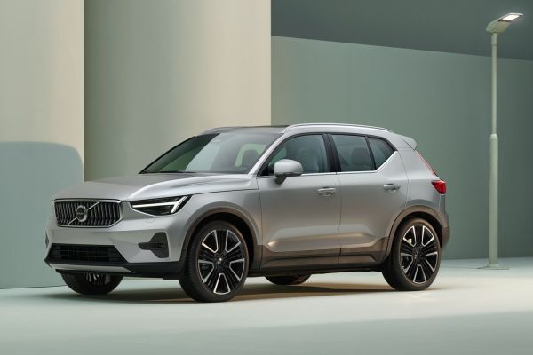 Volvo新年式XC40入手價漲了22.7萬！還打得贏Lexus UX嗎？