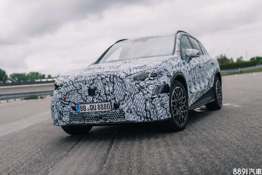 賓士GLC電動版露面 搭載800V系統、動力規格曝光！ | 8891新車